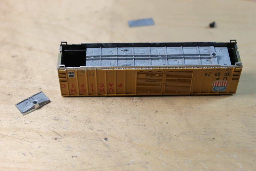Modifying a Roundhouse Union Pacific boxcar | TrainBoard.com - The Internet's Original